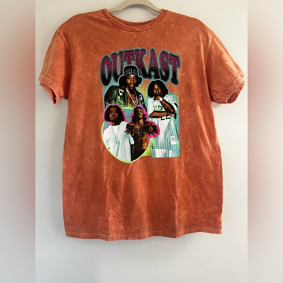 Outkast | Tops | Outkast Shortsleeve Graphic Tee | Poshmark